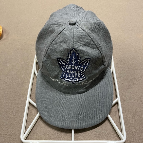 Accessories | 525 Toronto Maple Leafs Hat Cap Grey | Poshmark